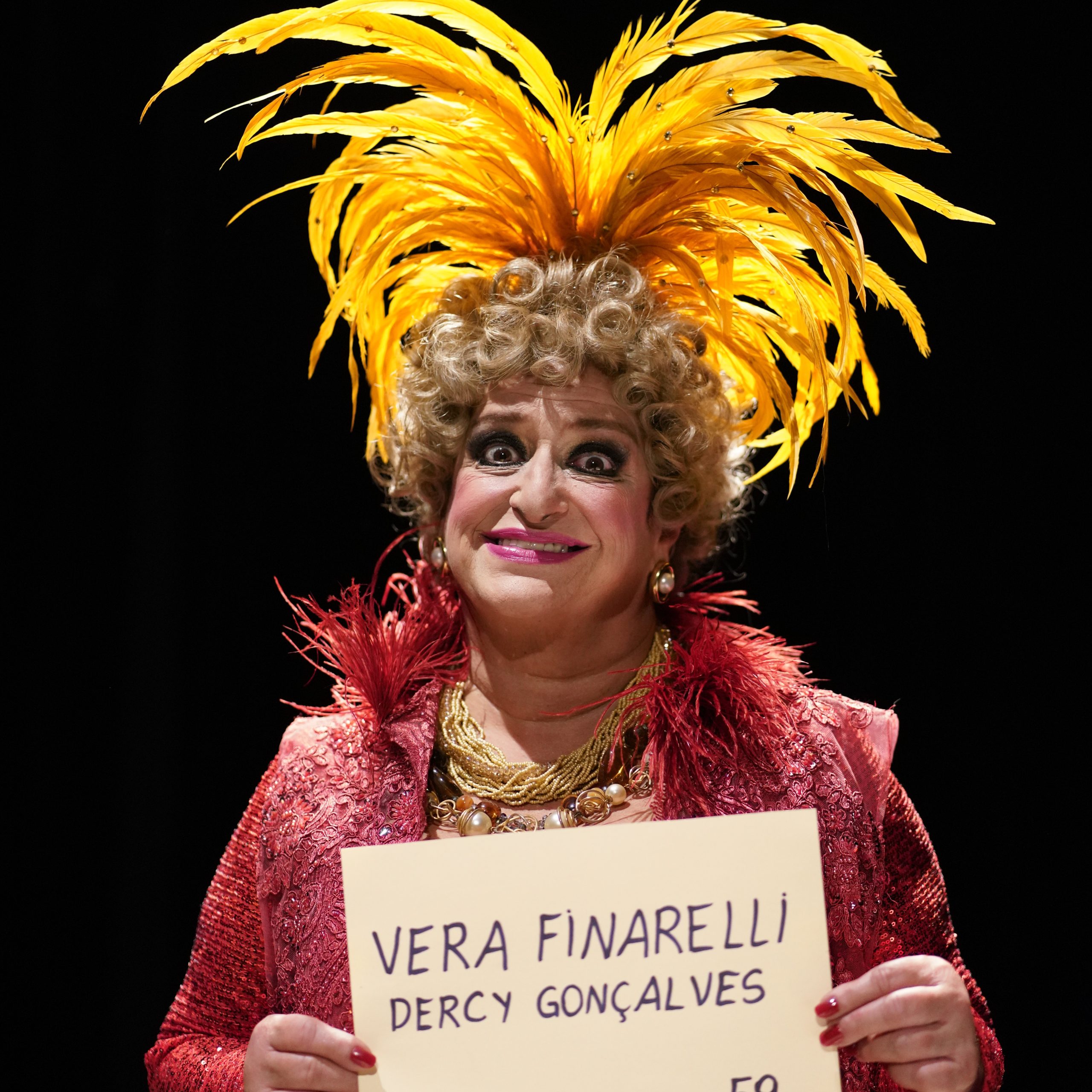 “Nasci pra ser Dercy” em SP em janeiro de 2025 no Teatro UOL | SBAT ...
